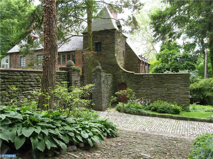 George Howe Designed home in Chestnut Hill for Sale