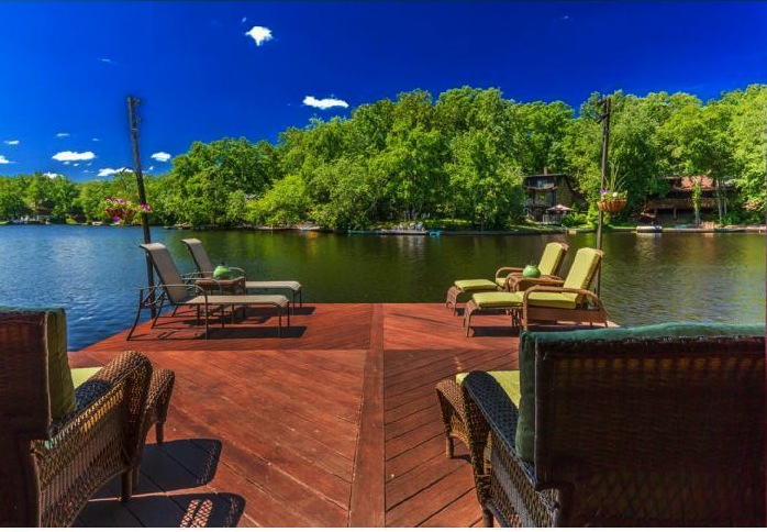 Prepping Your Deck for Spring and Summer Entertaining