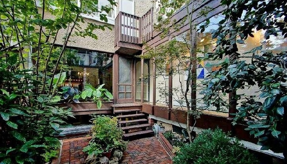Toasty Van Pelt Street Townhouse Has Pretty Central Courtyard