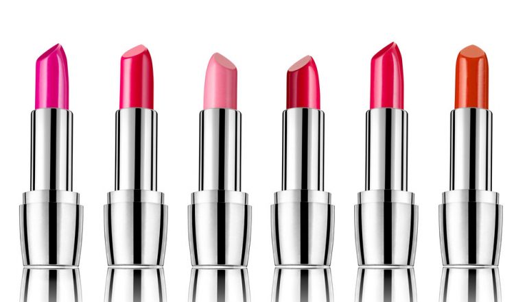 8 Runway-Inspired Lipstick Looks To Try This Winter