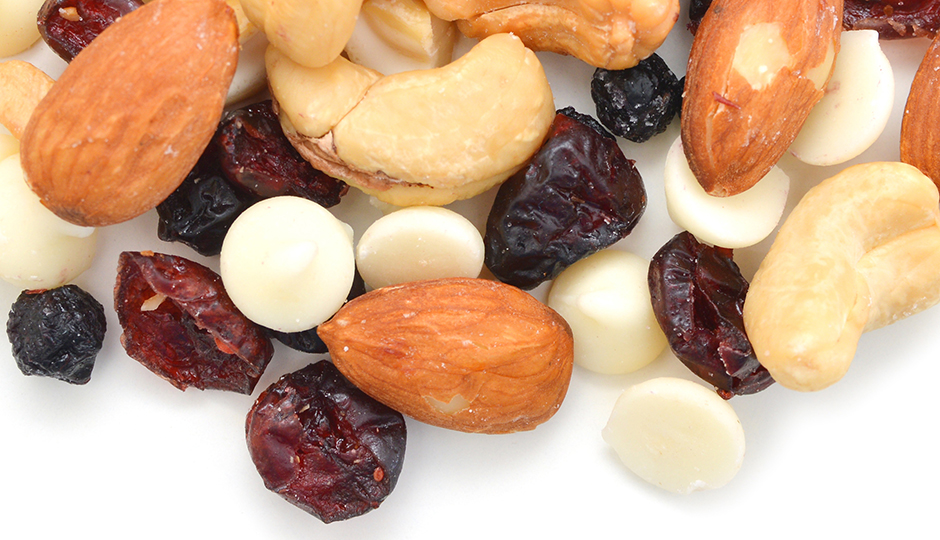 The Checkup: 21 Delicious DIY Trail Mix Recipes for the Best Snack Time ...