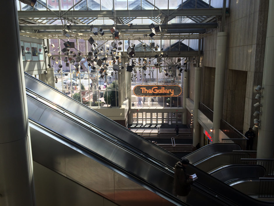 It's the End of The Gallery as We Know It (and That's a Shame ...