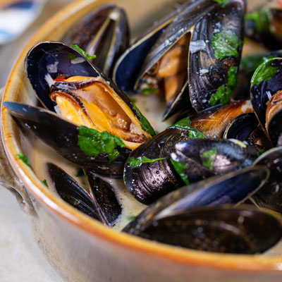 All You Can Eat Mussels in Manayunk - Philadelphia Magazine