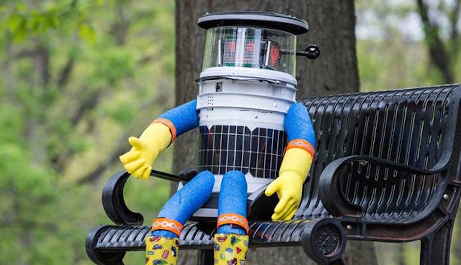 Can Philly Save the HitchBOT? - Philadelphia Magazine