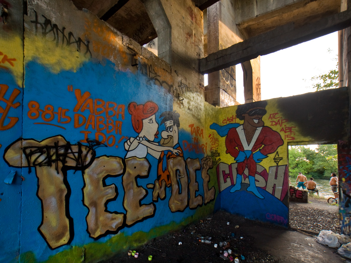 The Illicit Draw of Graffiti Pier - Philadelphia Magazine