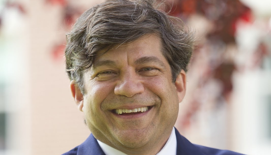 Expert: Donald Trump's Muslim Ban Is Constitutional. Sort Of.