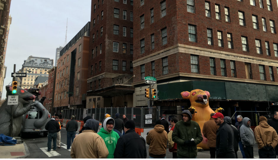 Union Protest, 3 Inflatable Rats Close Down Spruce Street
