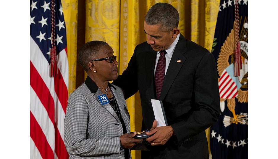 Fallen Philly Cop Robert Wilson Honored with Medal of Valor ...