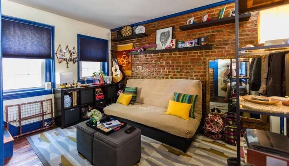 Philadelphia Trinity Home: Rustic Charm in Queen Village