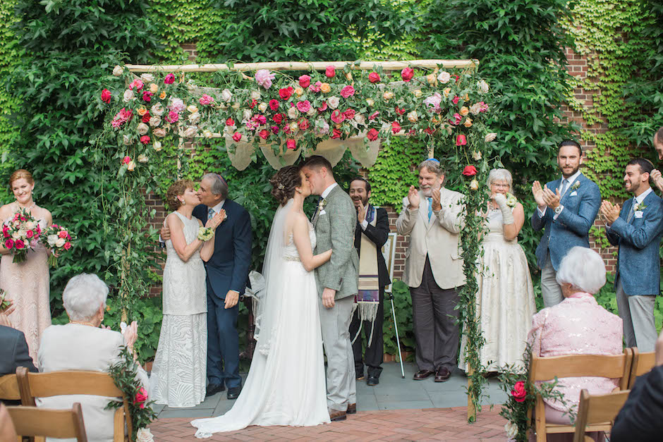 Picture of the Week: You May Now Kiss the Bride | Philadelphia Wedding
