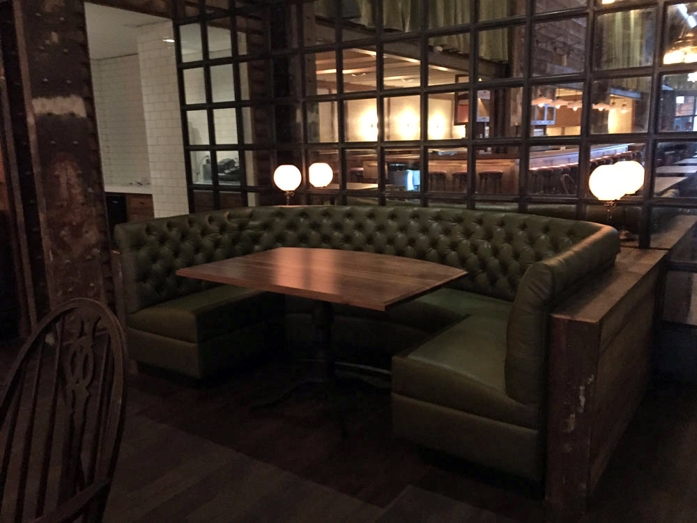 First Look: Inside Harp & Crown | Foobooz