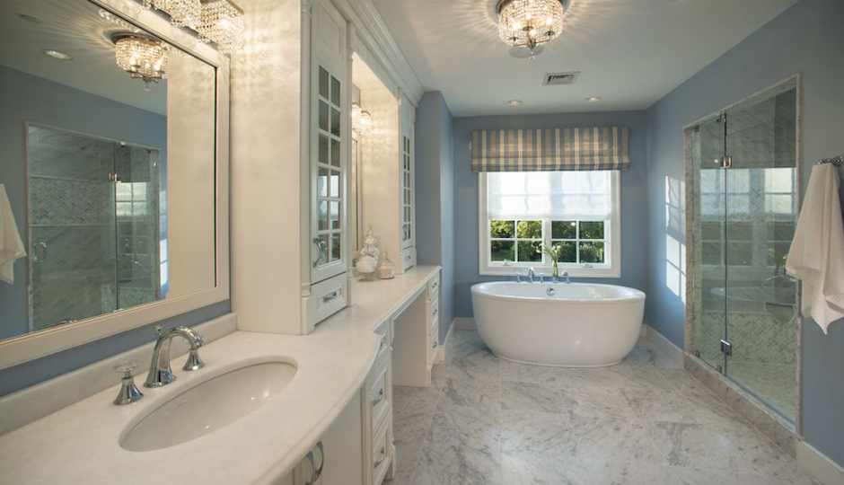 How to Create a Beautiful Master Bath (On A Budget!)