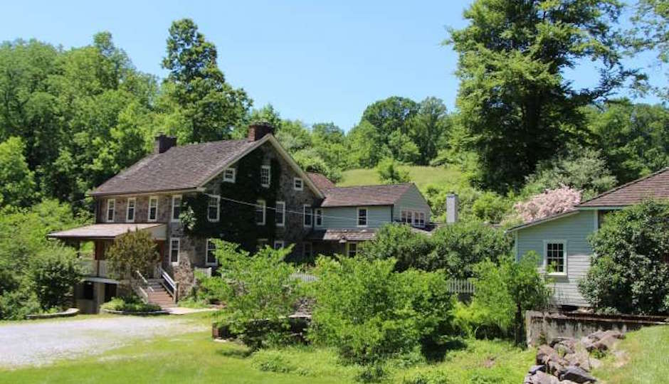 Farmhouse Friday: A Stone Gorgeous Find in Newtown Square ...