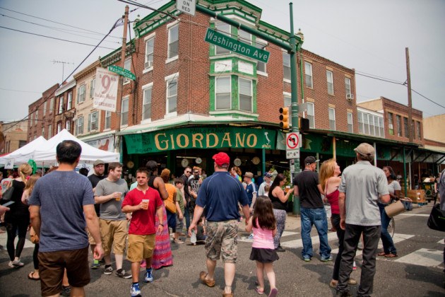 Greased Pole Climbing and Cannoli: Our Favorite Photos From the Italian ...