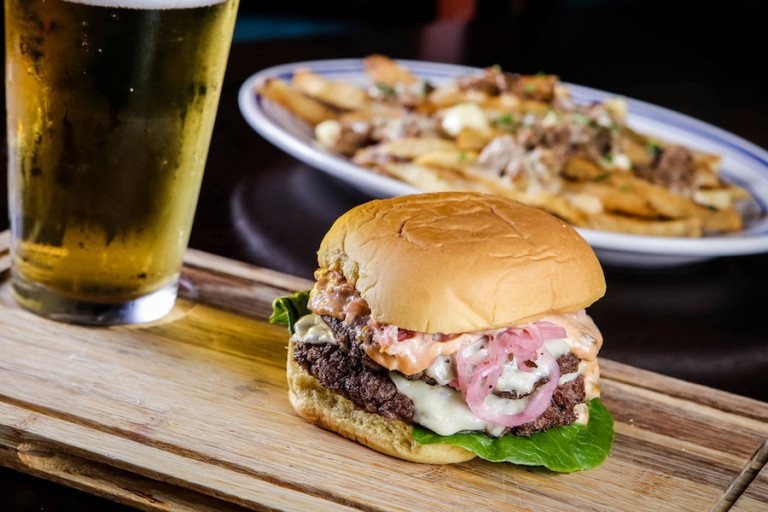 Where to Eat Burgers in Philadelphia: The Ultimate Guide