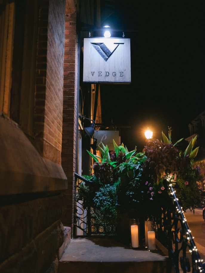 A Vegan, Gluten-Free Wedding at Vedge Restaurant in Philadelphia