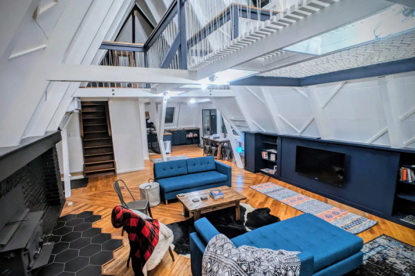 Woodsy Cabins Near Pennsylvania Hiking Trails to Book Now