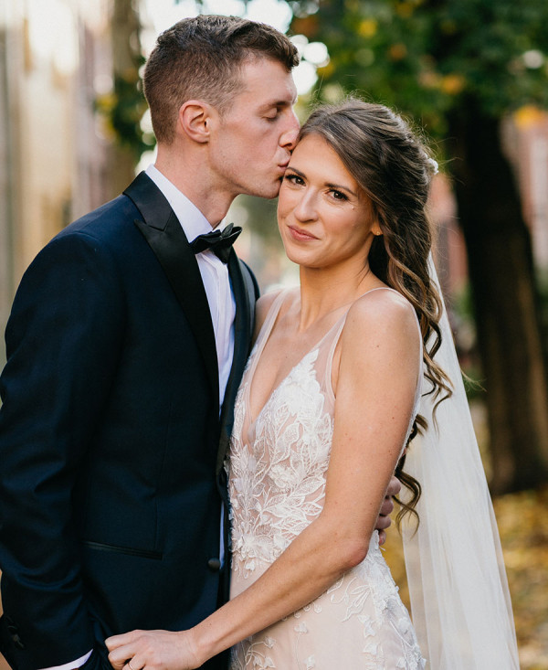 A Fall-Inspired Queen Village Block-Party Wedding Amid the Pandemic