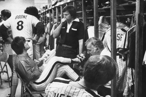 Our 5 Favorite Philly Sports Stories From Ray Didinger's New Book