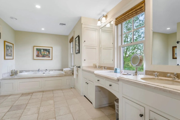 On the Market: Crebilly Westtown Farmstead House for Sale
