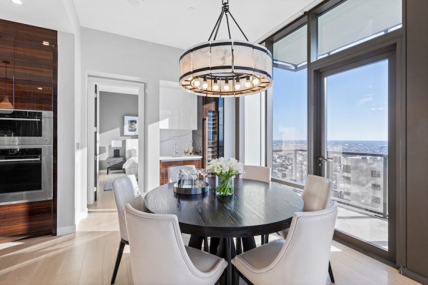 The Laurel Sneak Peek: A Look at — and From — Its Model Units
