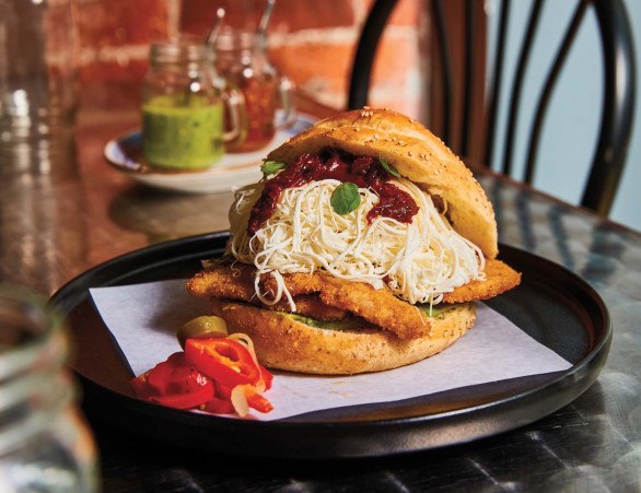 At El Chingon, the Cemita Is King
