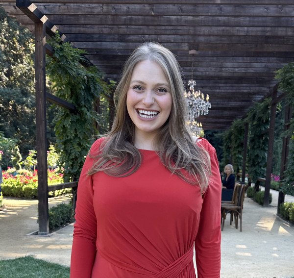 Jewish Matchmaker Molly Weinberg on Finding Love in 2023