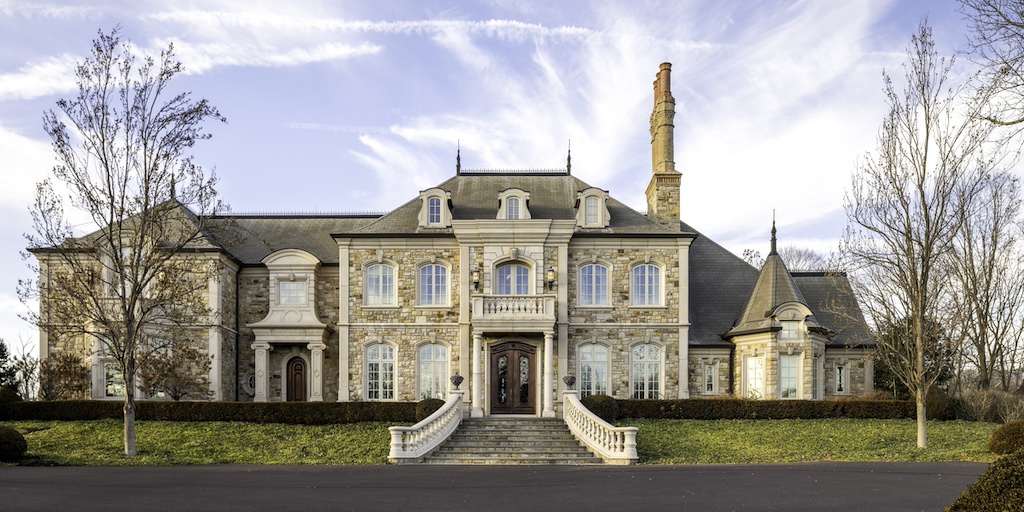 Chateau Mansion A New Orleans Castle Is For Sale For $500,000