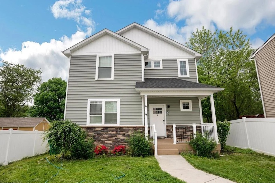 Sandy Smith - Author - Philadelphia Magazine